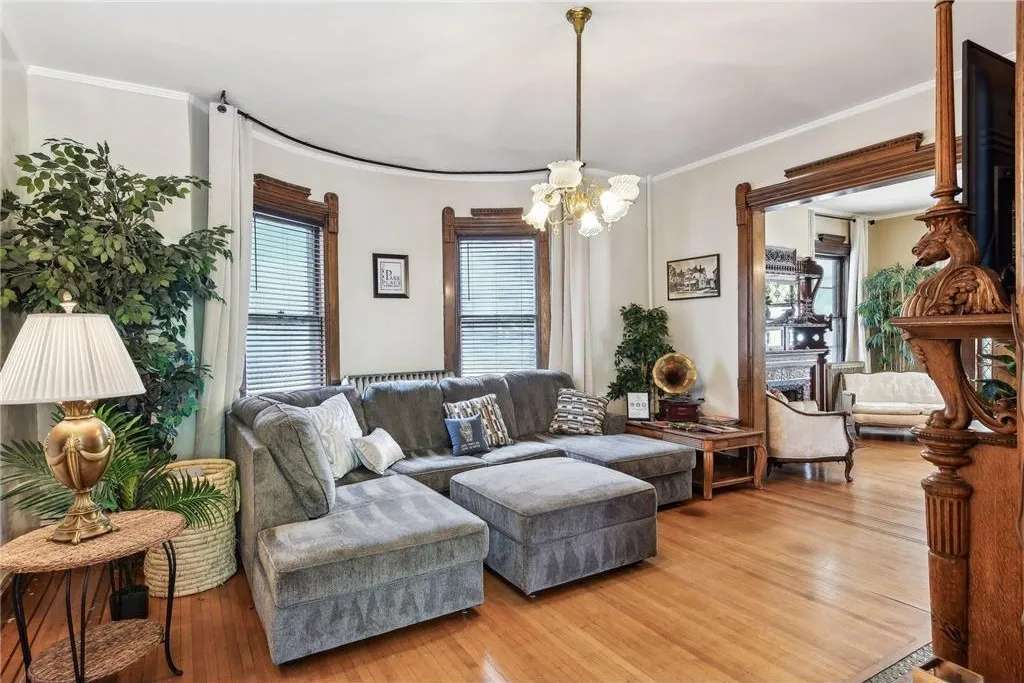 1887 Queen Anne in Minneapolis, MN - Old House Dreams