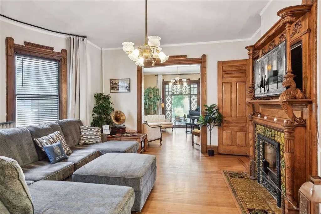 1887 Queen Anne in Minneapolis, MN - Old House Dreams