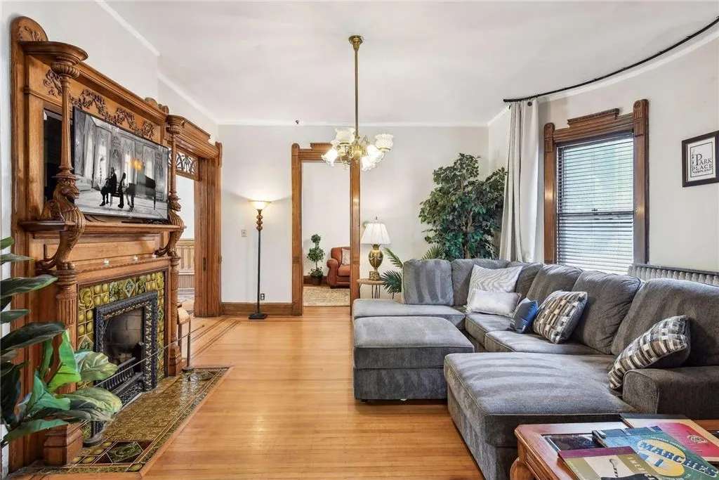 1887 Queen Anne in Minneapolis, MN - Old House Dreams