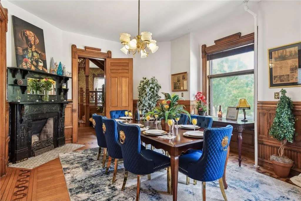 1887 Queen Anne in Minneapolis, MN - Old House Dreams