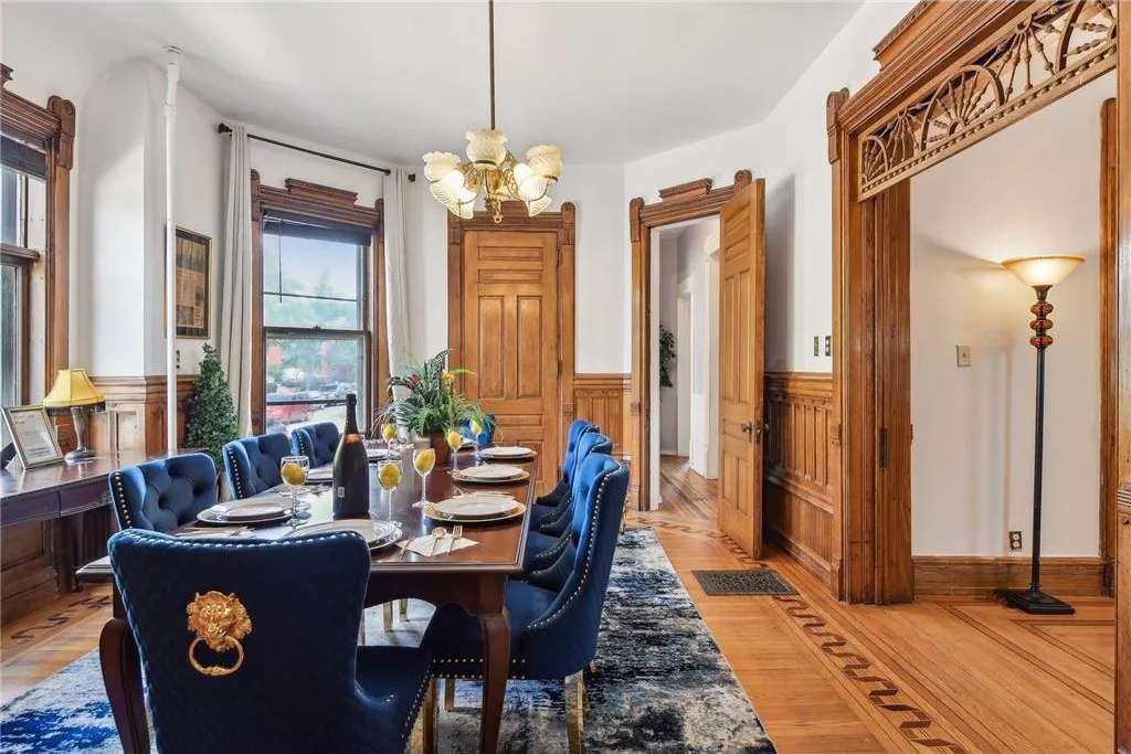 1887 Queen Anne in Minneapolis, MN - Old House Dreams