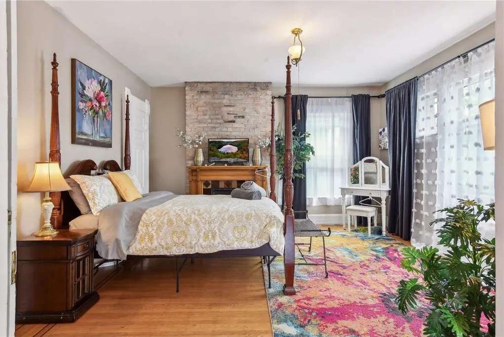 1887 Queen Anne in Minneapolis, MN - Old House Dreams