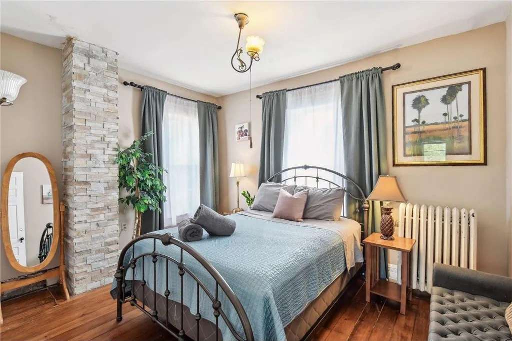 1887 Queen Anne in Minneapolis, MN - Old House Dreams