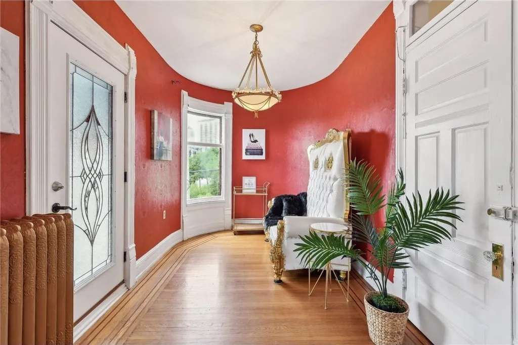 1887 Queen Anne in Minneapolis, MN - Old House Dreams
