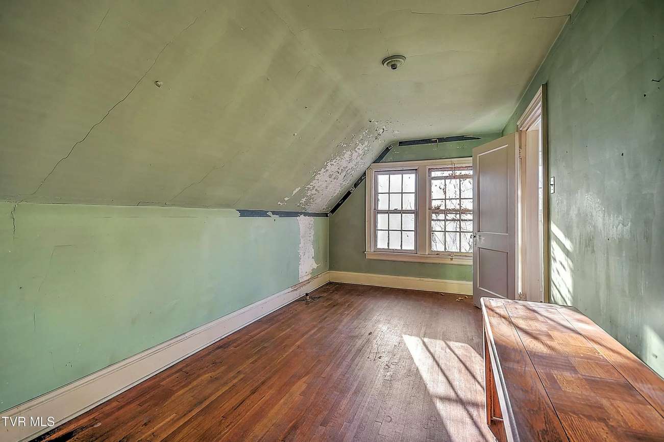 1939 Tudor Revival in Bristol, VA - Old House Dreams