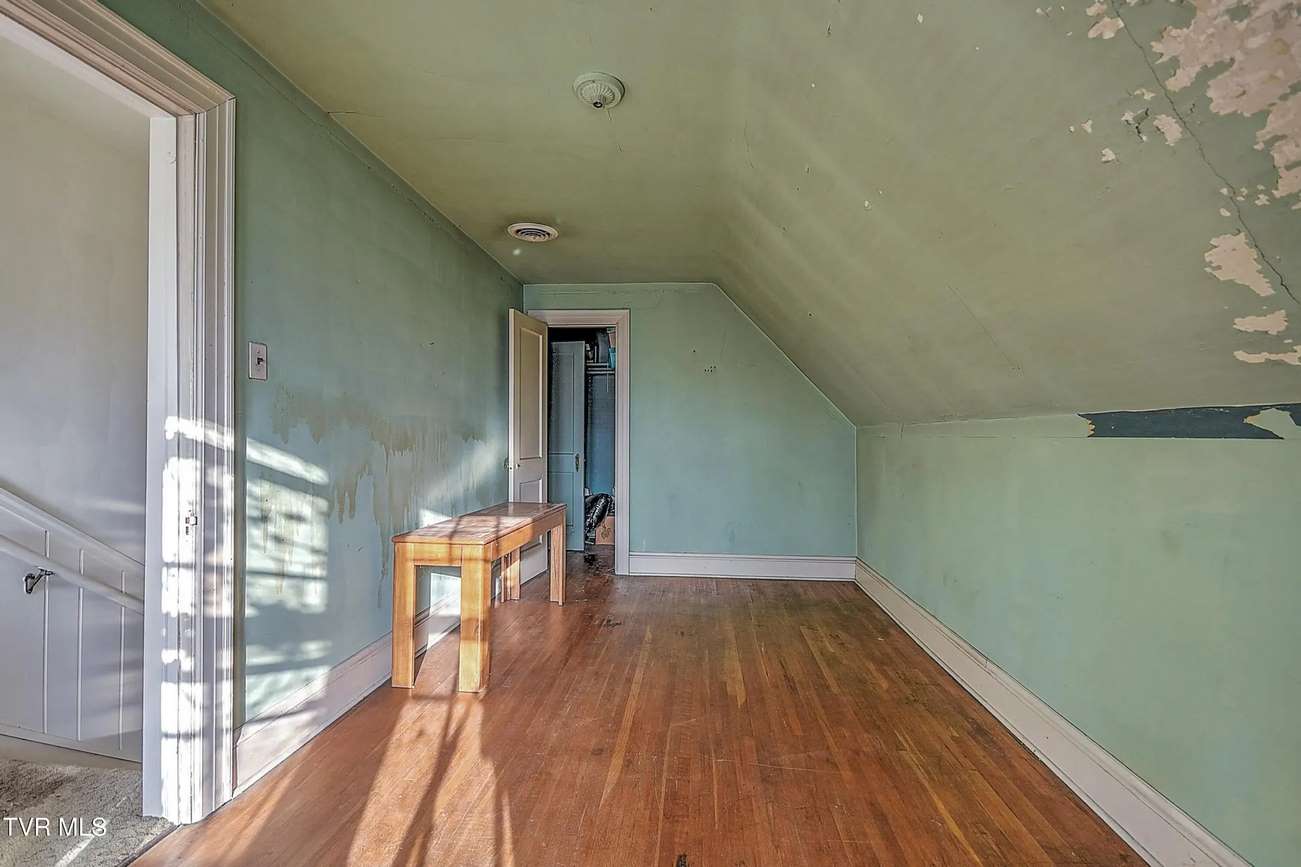 1939 Tudor Revival in Bristol, VA - Old House Dreams