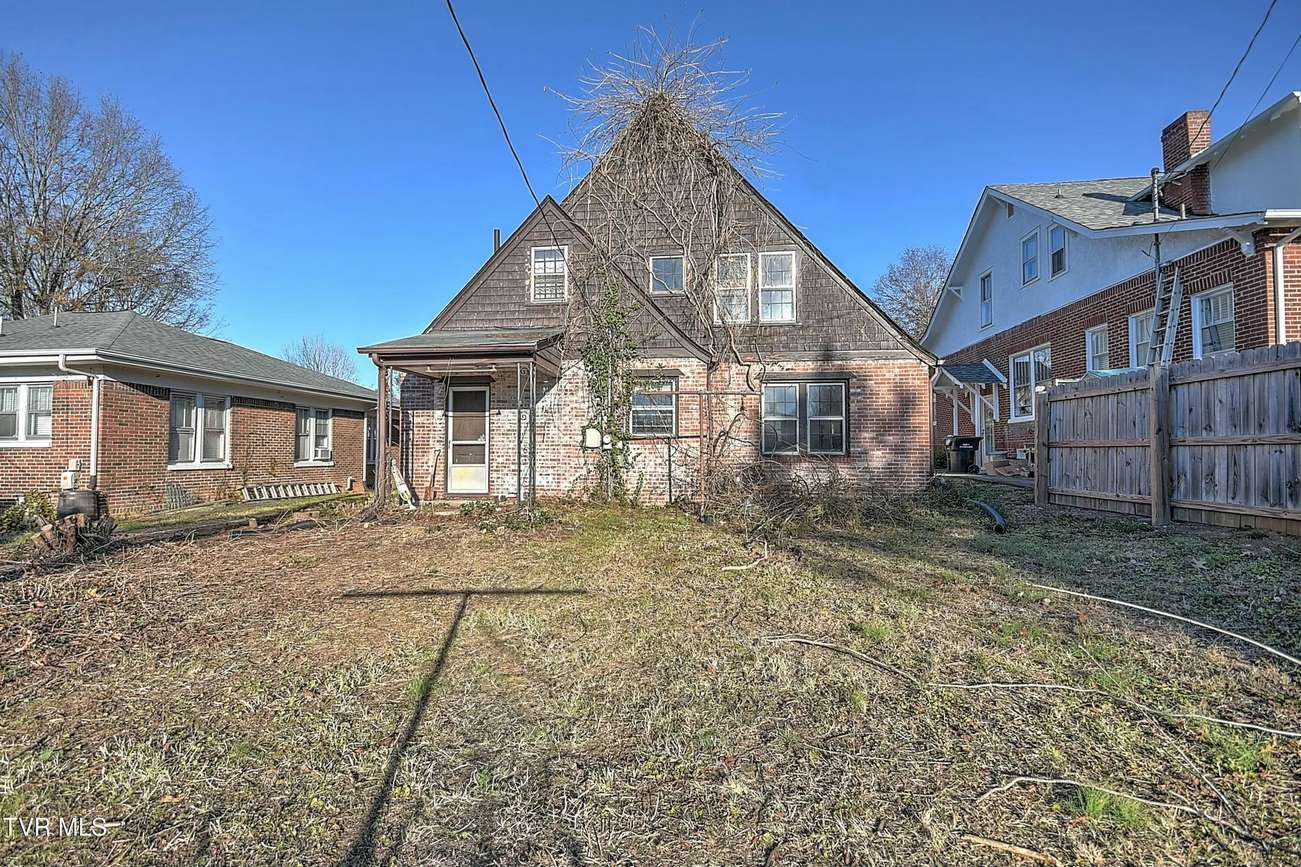 1939 Tudor Revival in Bristol, VA - Old House Dreams
