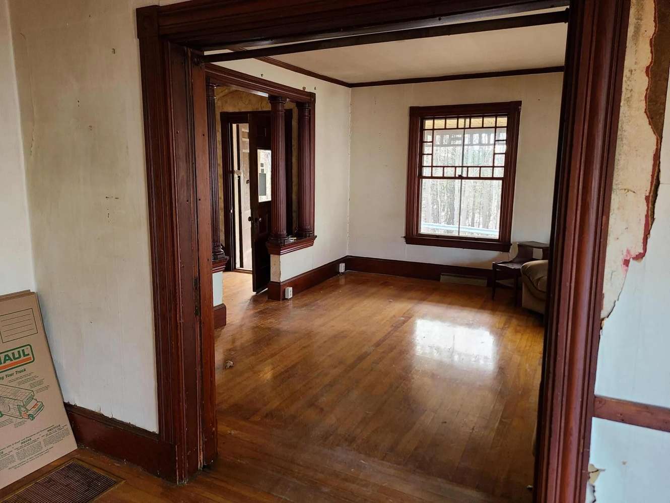 c. 1900 Queen Anne in Madison, ME - Old House Dreams