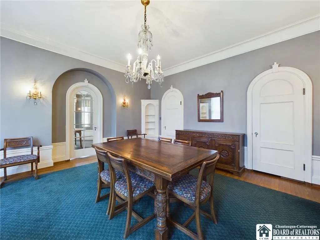 1922 Colonial Revival in Olean, NY - Old House Dreams