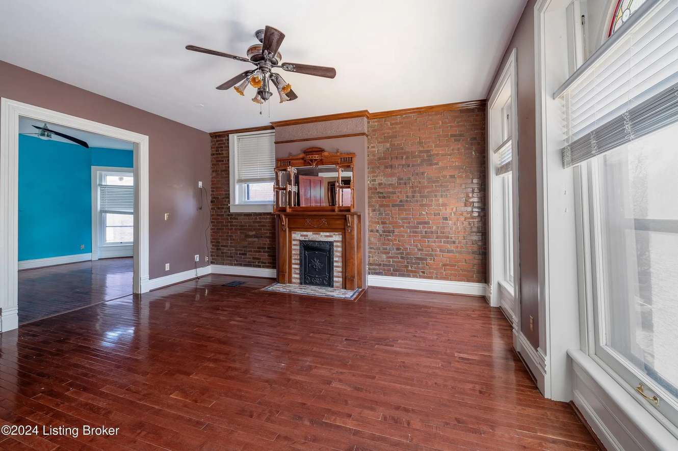 c. 1900 in Louisville, KY - Old House Dreams