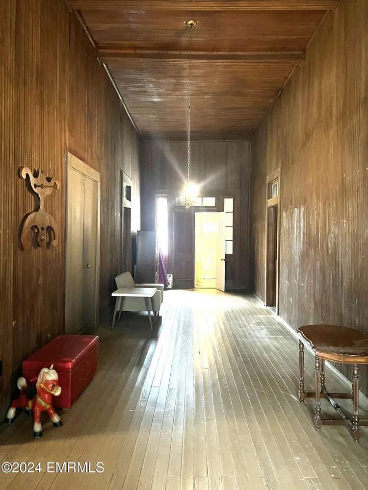 Rose Hill, MS - Old House Dreams