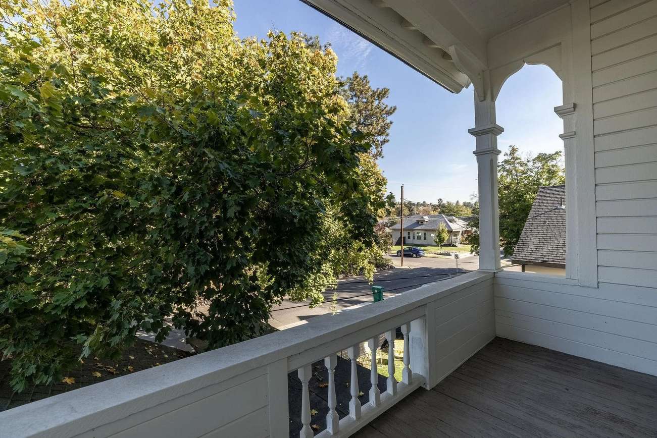 1889 Queen Anne in Spokane, WA - Old House Dreams