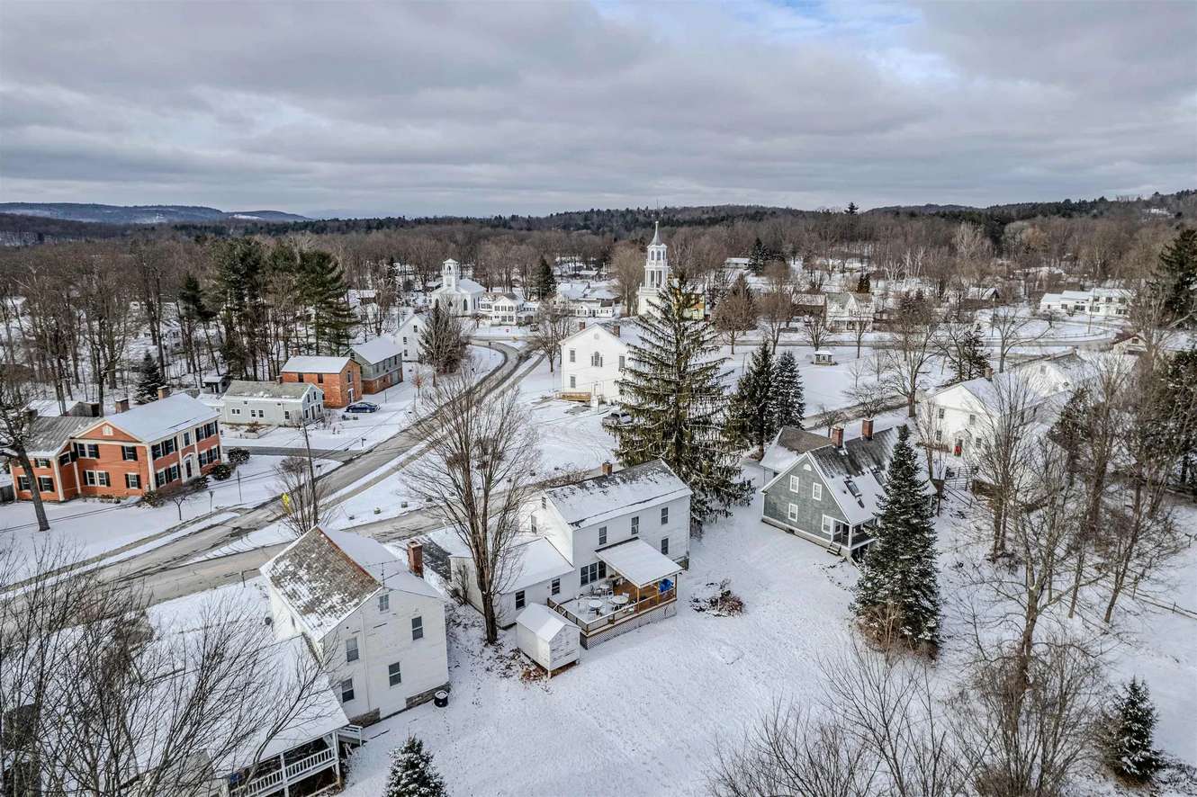 c. 1823 in Poultney, VT - Old House Dreams