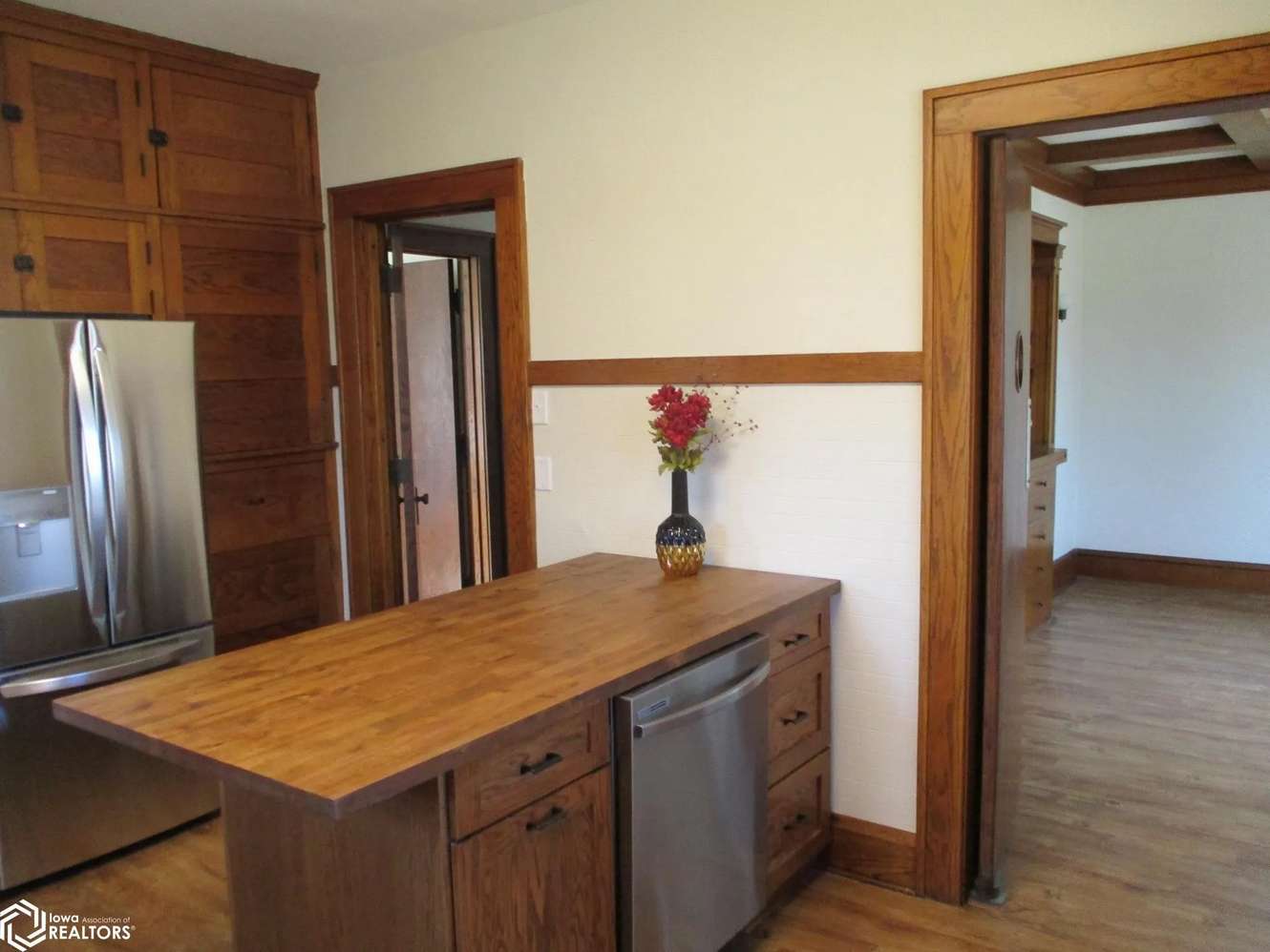 1917 in Dysart, IA - Old House Dreams