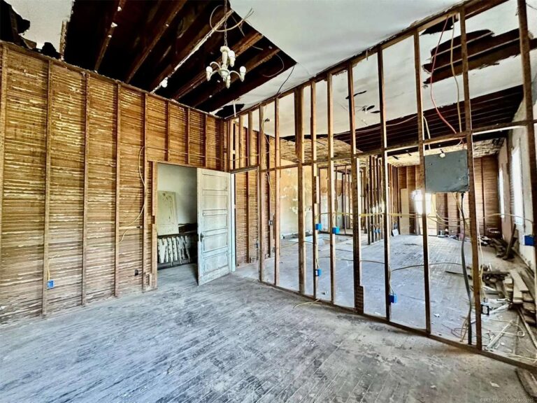 c. 1900 in Roff, OK - Old House Dreams