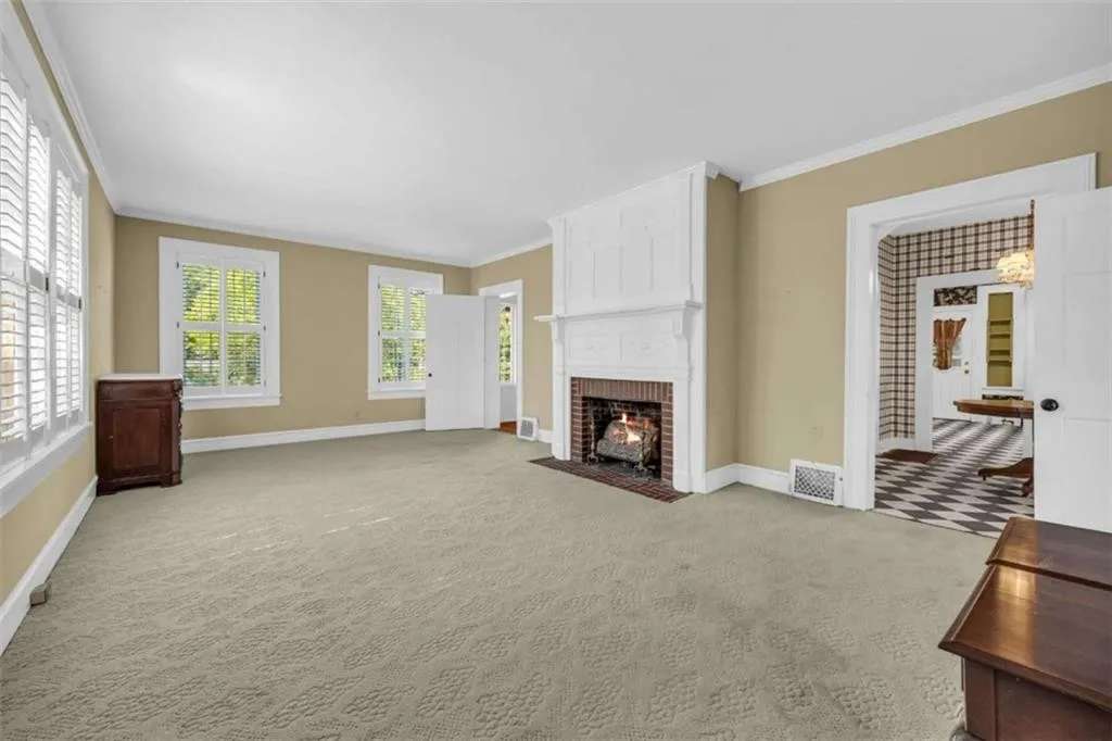 Commerce, GA - Old House Dreams