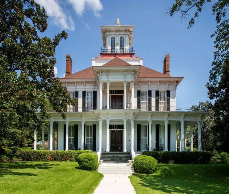 1867 Italianate in Eufaula, AL - Old House Dreams