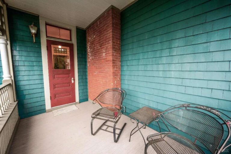 1898 Queen Anne in Lynchburg, VA - Old House Dreams