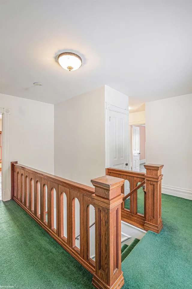 Lynn, MI - Old House Dreams