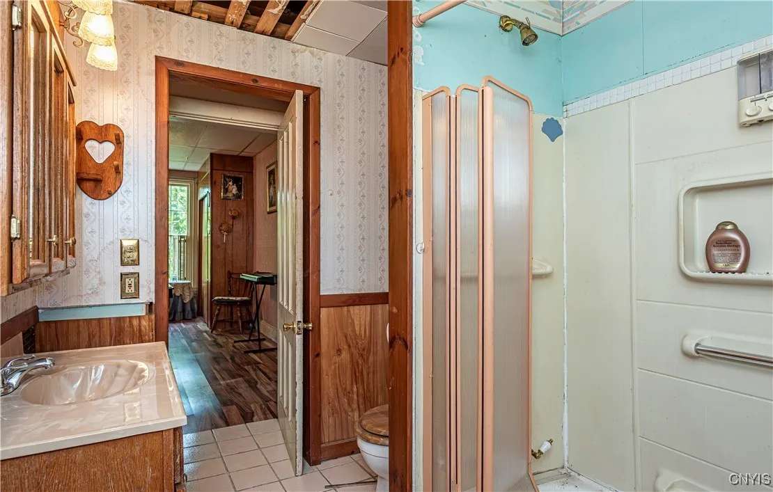 1860 in Lee Center, NY - Old House Dreams