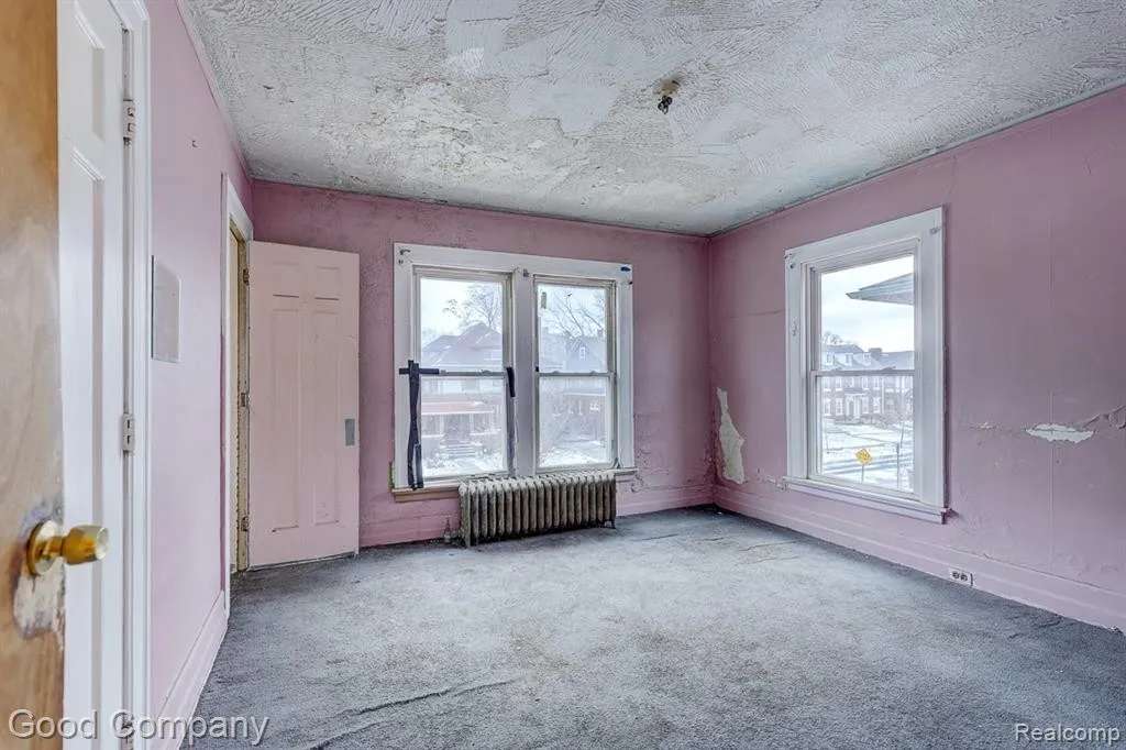 1909 Colonial Revival in Detroit, MI - Old House Dreams