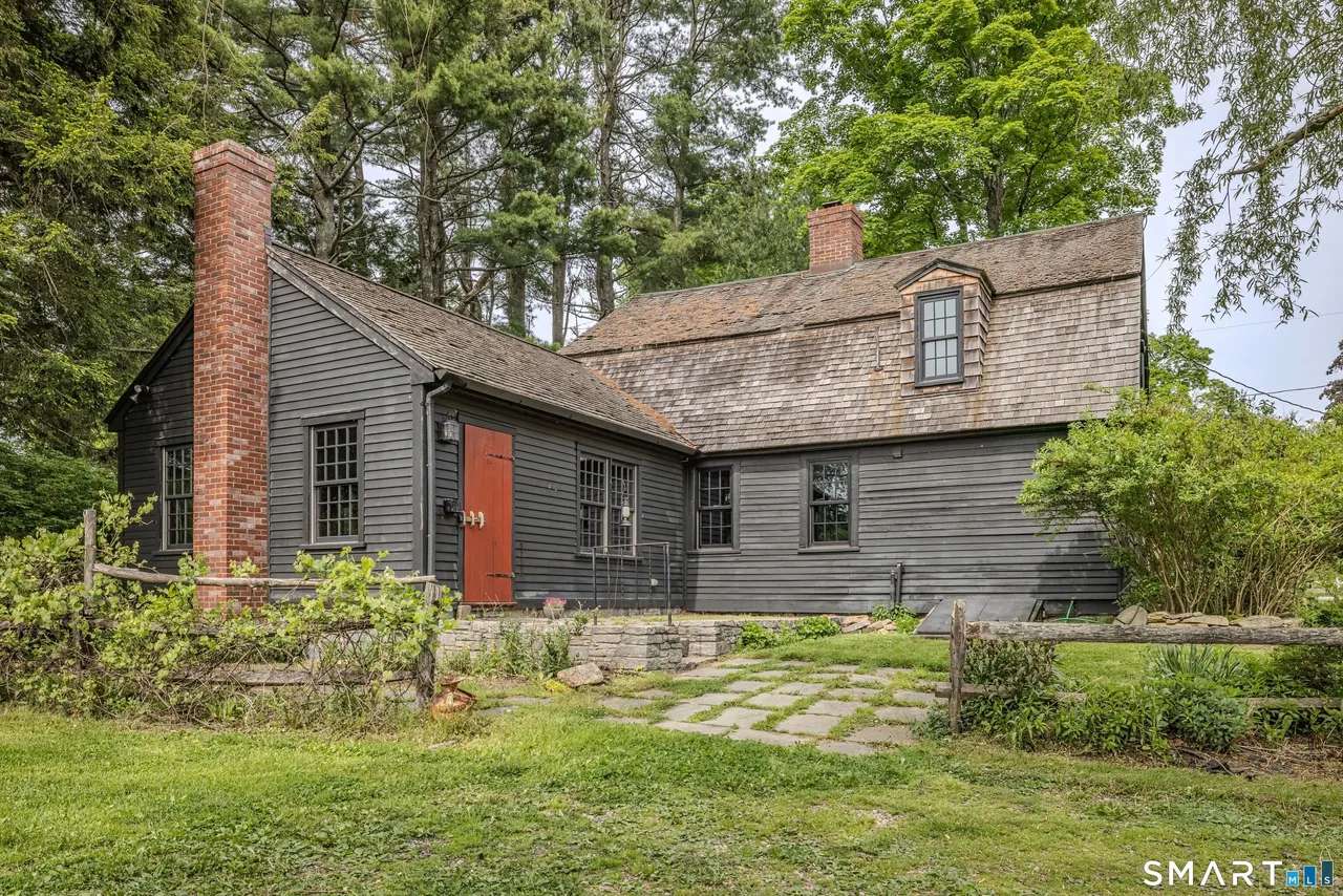 c. 1718 in Bolton, CT - Old House Dreams